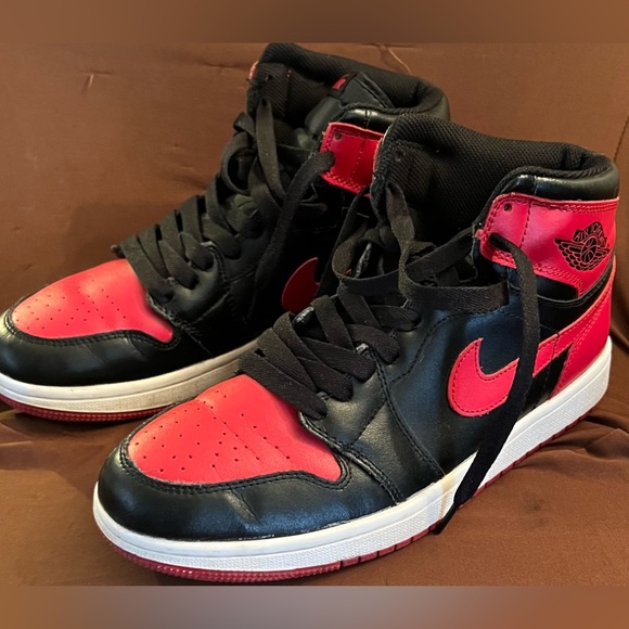Jordan | Shoes | Jordan Retro Bred | Poshmark